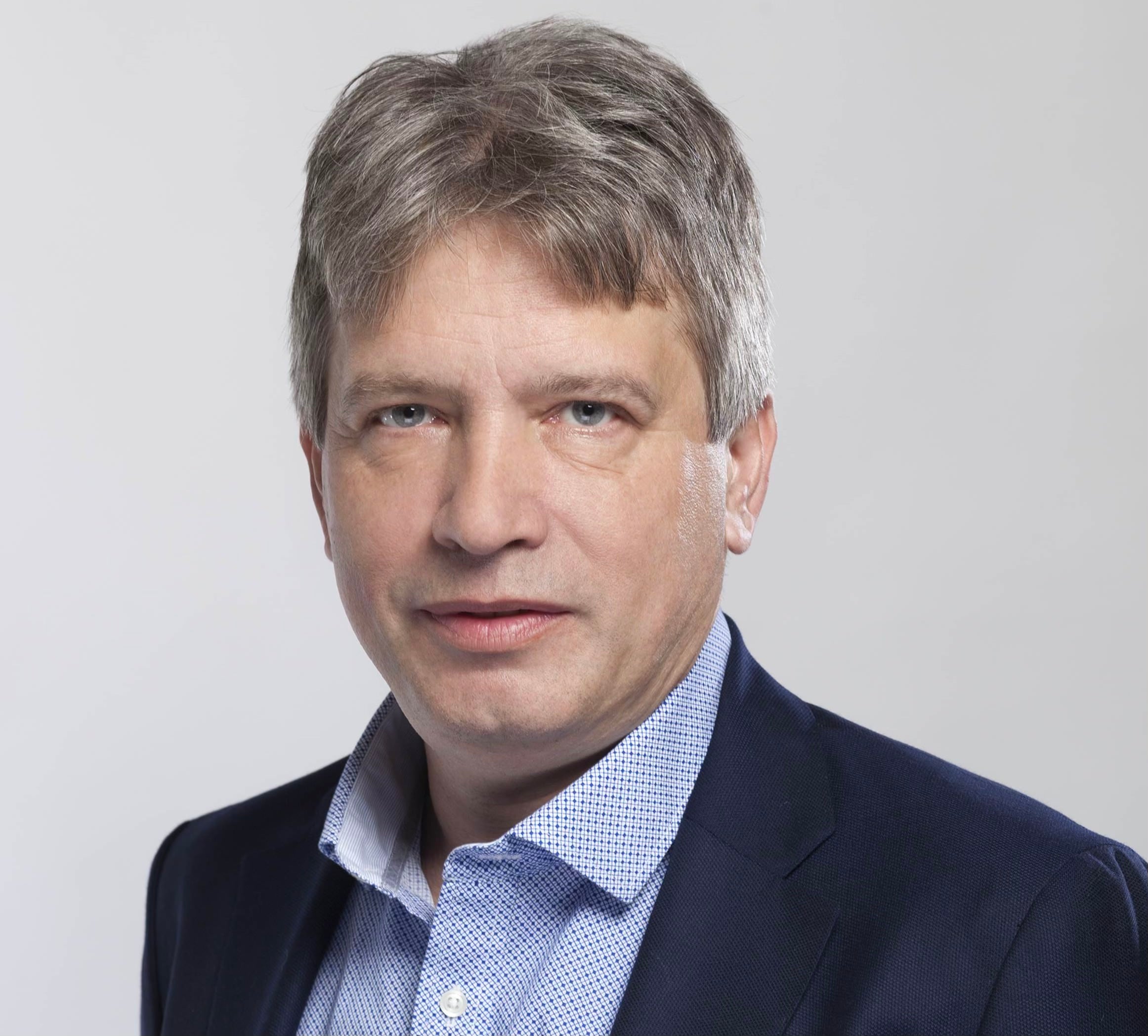 Roman Onderka: The Crisis Has Distinguished Awkward Amateurs from ...